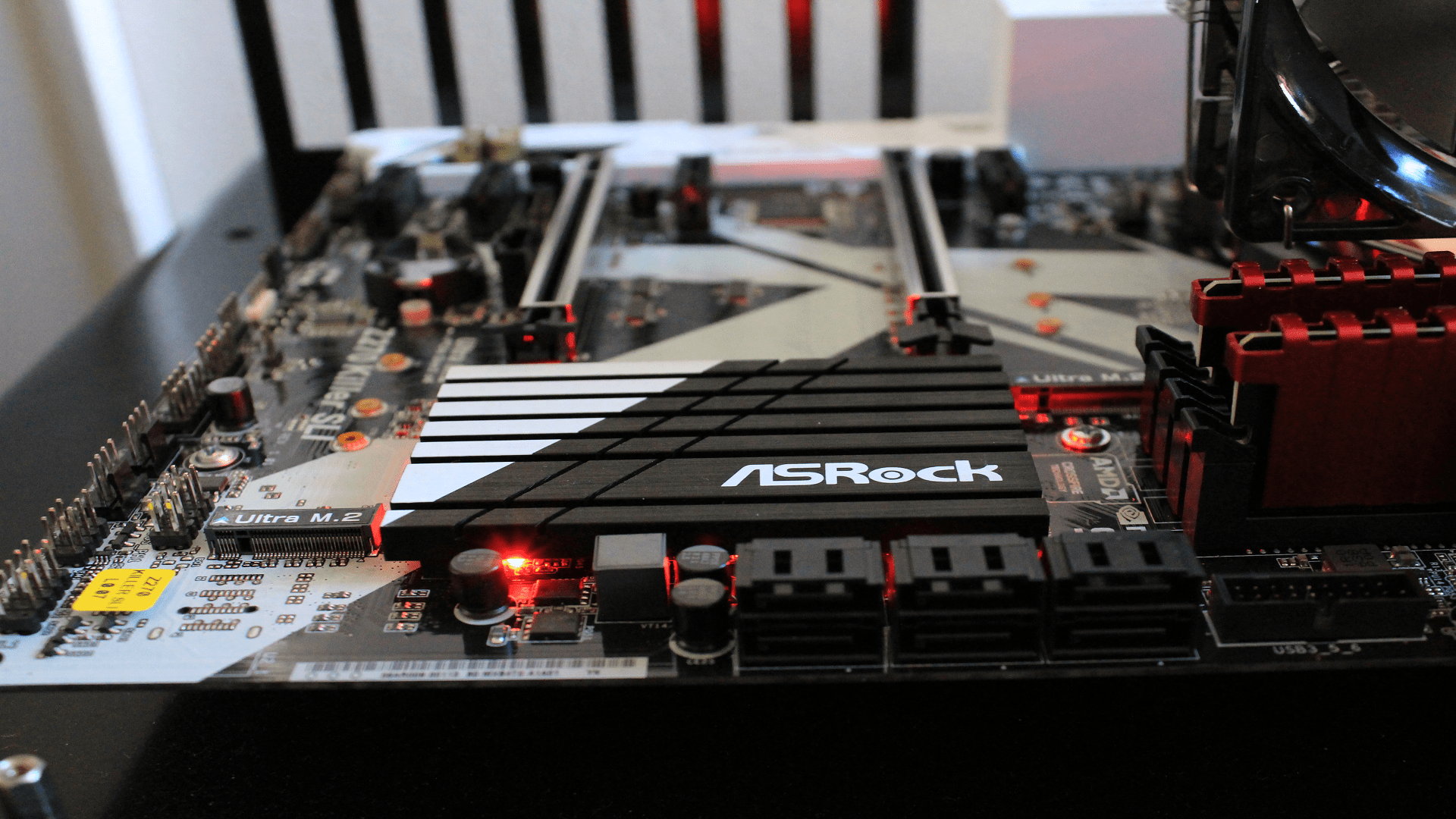 ASRock Z270 EXTREME 4 Recensione PC Gaming it ASRock Z270 EXTREME 4 Recensione PC Gaming it